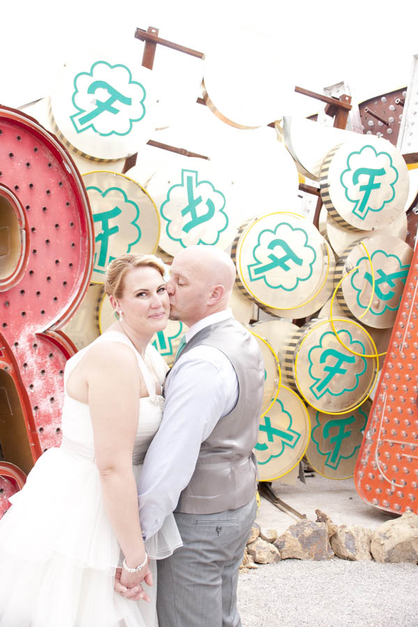 Vintage Vegas Elopement | Amy Sue Brant Portrait Artistry - Little ...